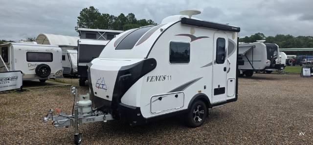 USED 2024 CENTURY VENUS CARAVAN 1 AXLE - Caravan World